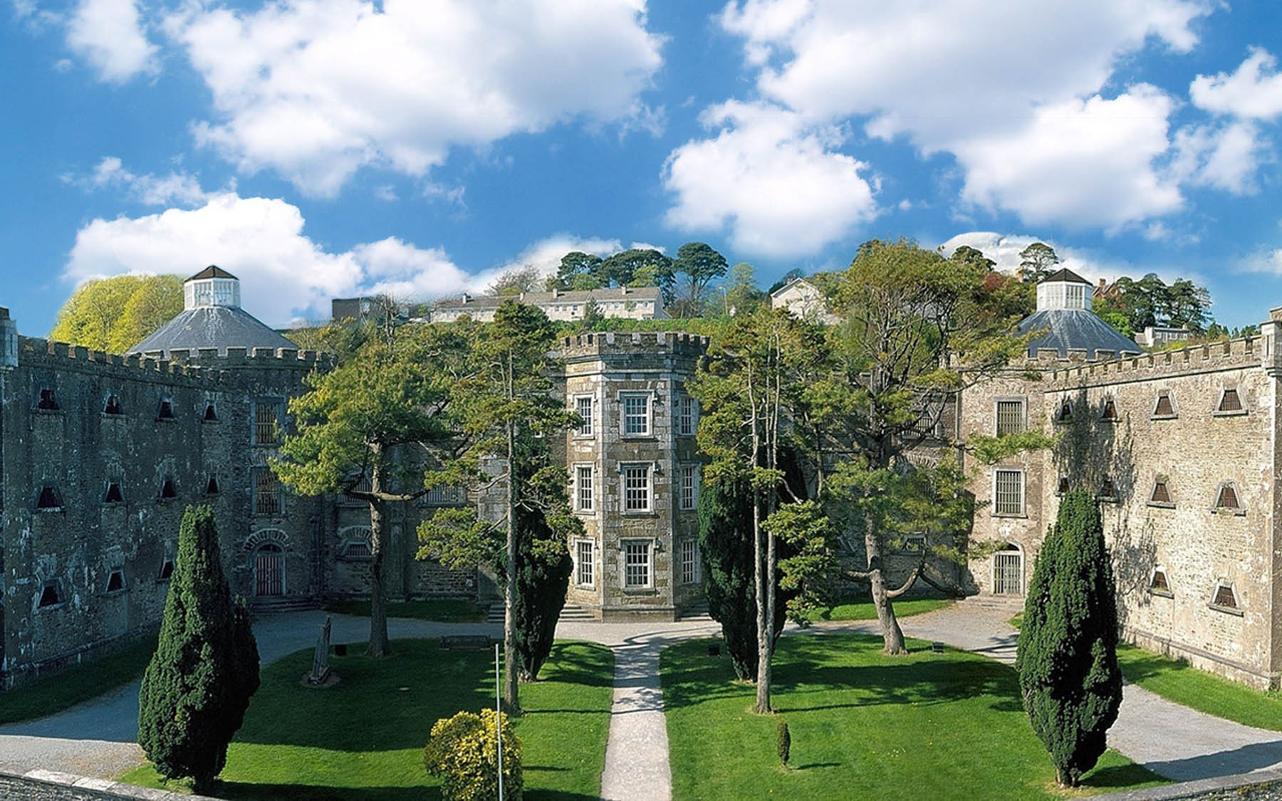 Things to do in Cork | 4 star Lancaster Lodge | Local attractions Cork